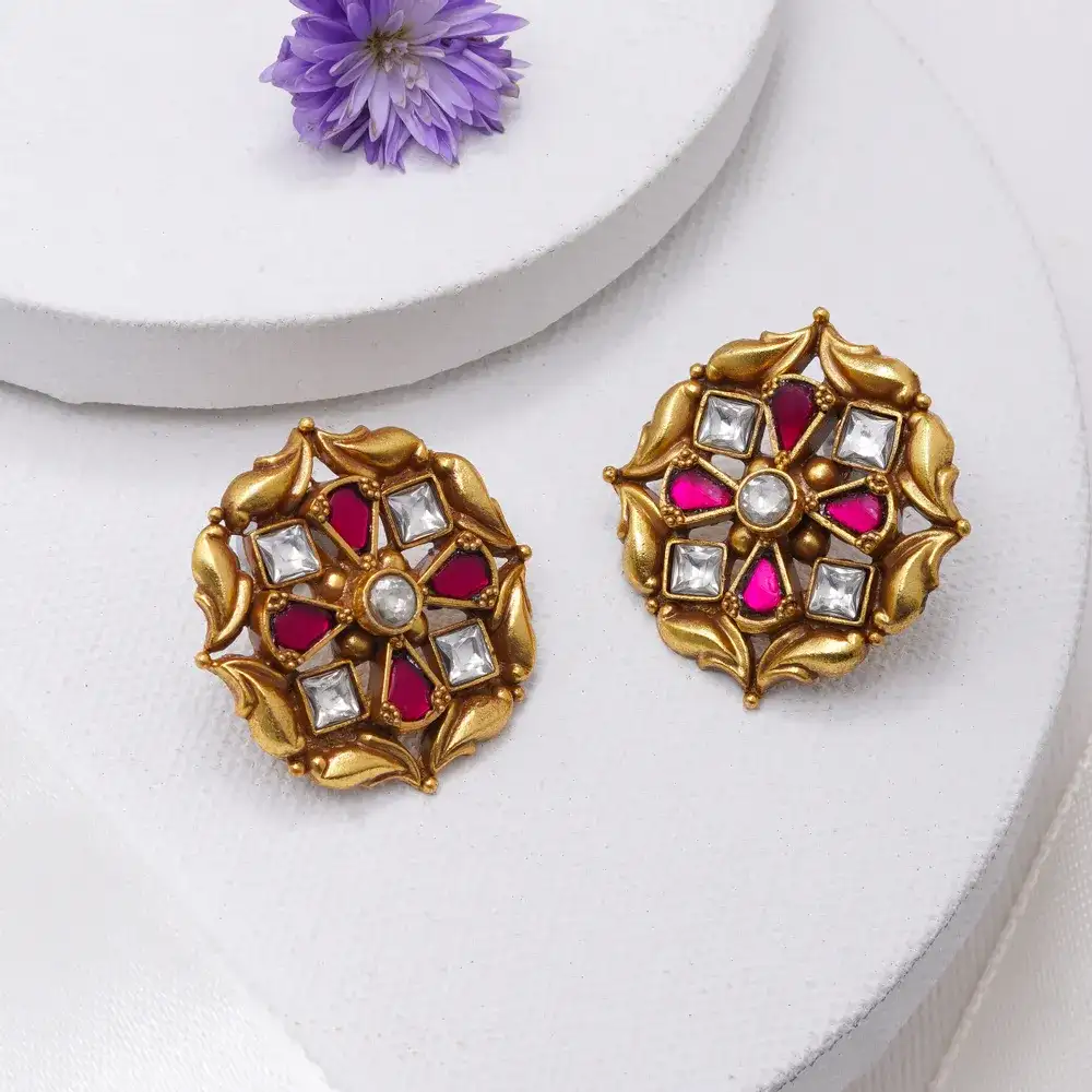 Explore silver jewellery online at Stylori