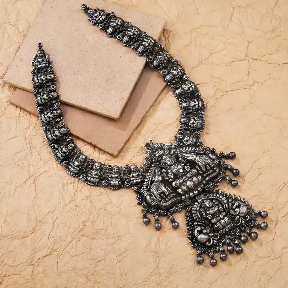 Explore silver jewellery online at Stylori